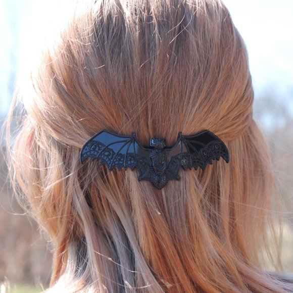 The Shepherd'S Knot | Accessories | New Flying Bat Hair Barrette Black ...